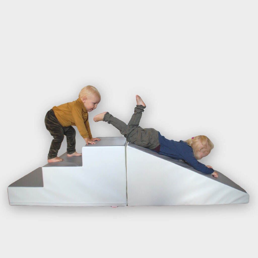 NOAH Large, 3 trinn, antiskli underlag